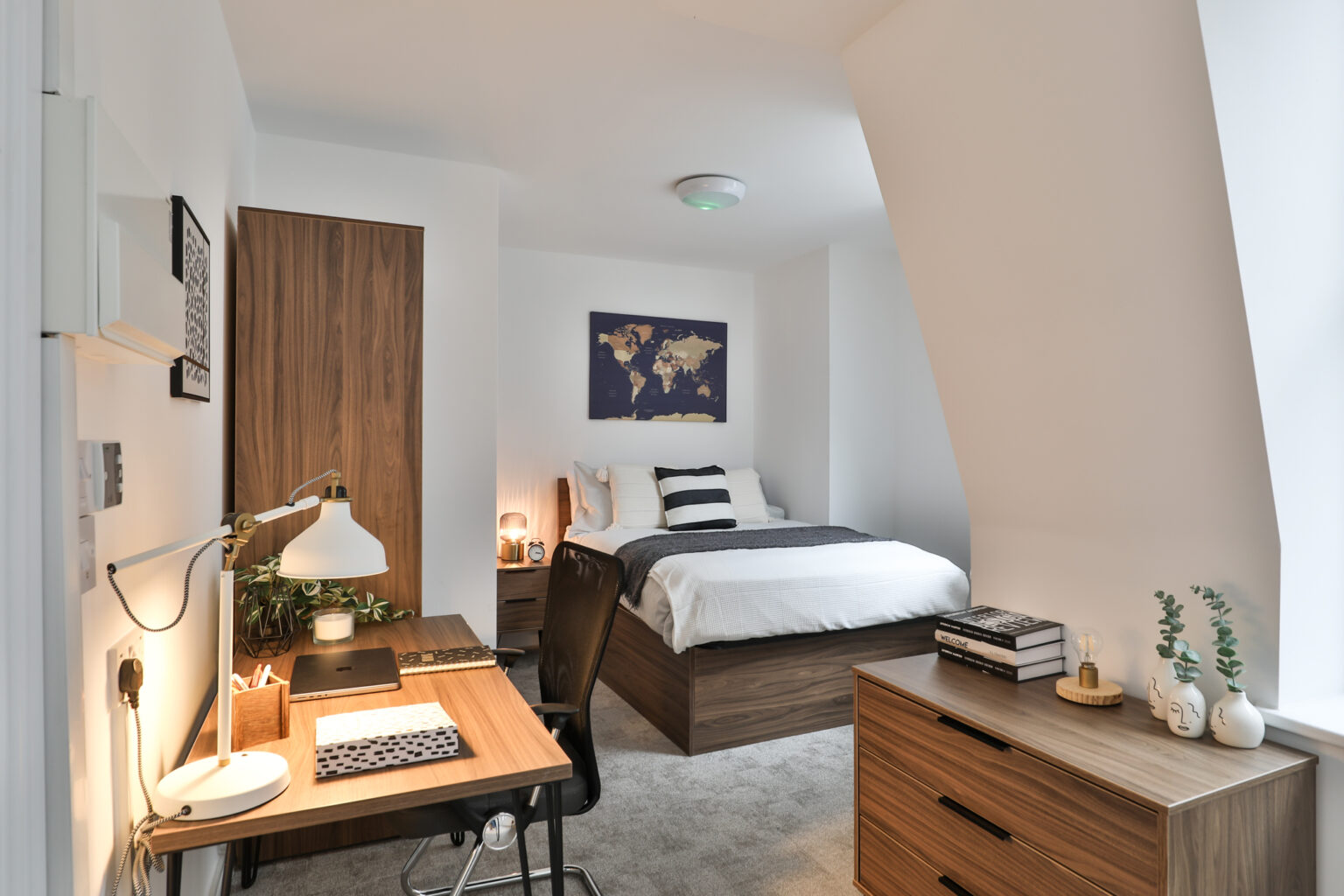 Almero Student - Student accommodation UK